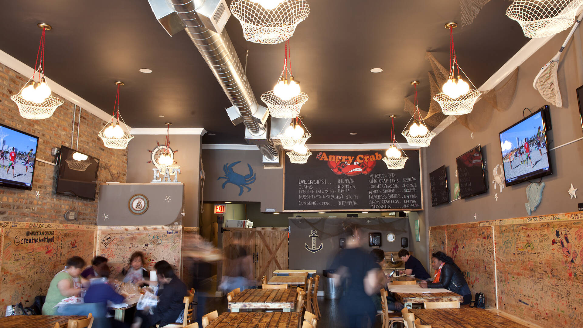 The Angry Crab | Restaurants in West Ridge, Chicago