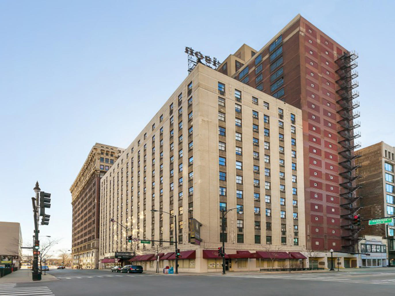 South Loop hotels near Soldier Field and Grant Park