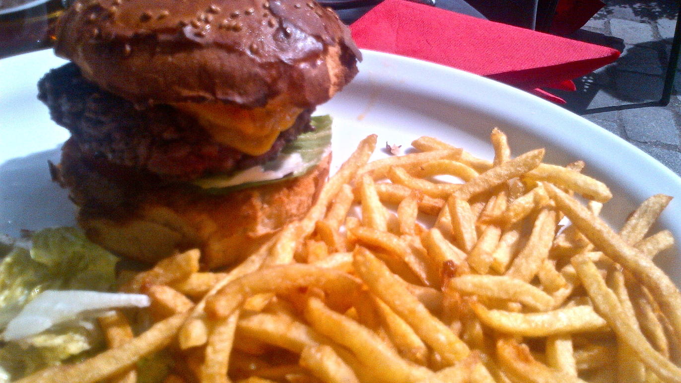 Le Barlu | Restaurants à Jaurès, Paris