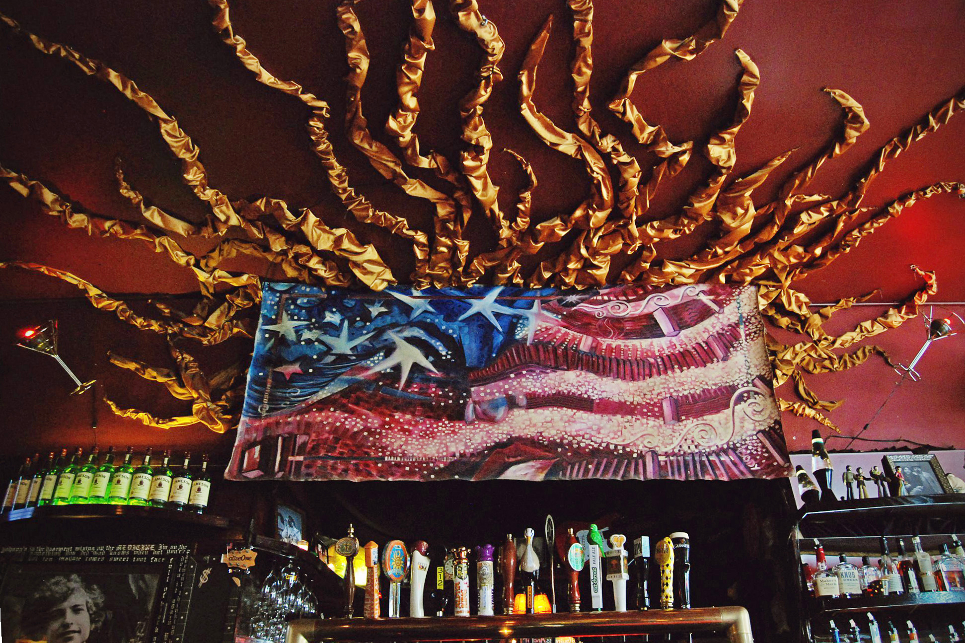 aliveOne | Bars in Lincoln Park, Chicago