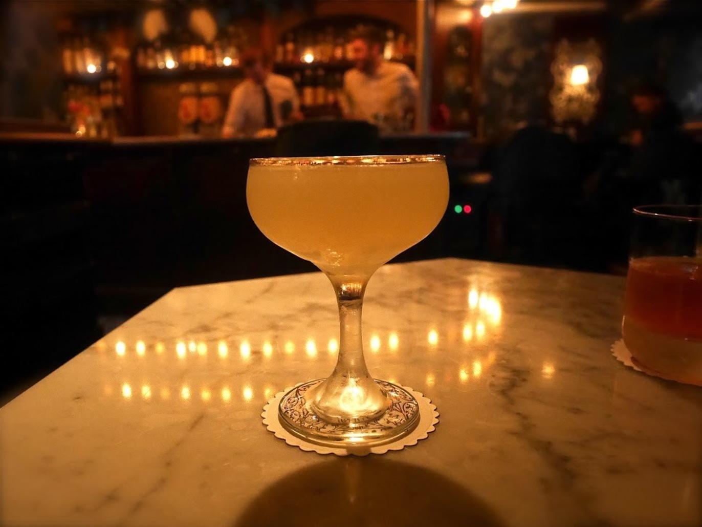 50 Best Bars in Paris, from Speakeasies to Dive Bars