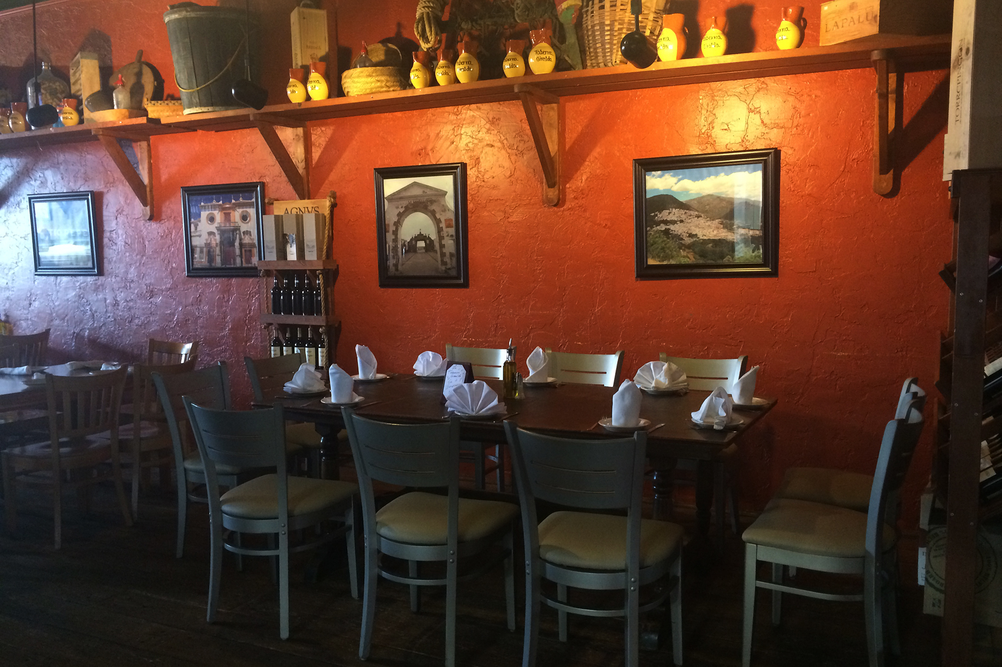 La Taberna Giralda | Restaurants in Coral Gables, Miami
