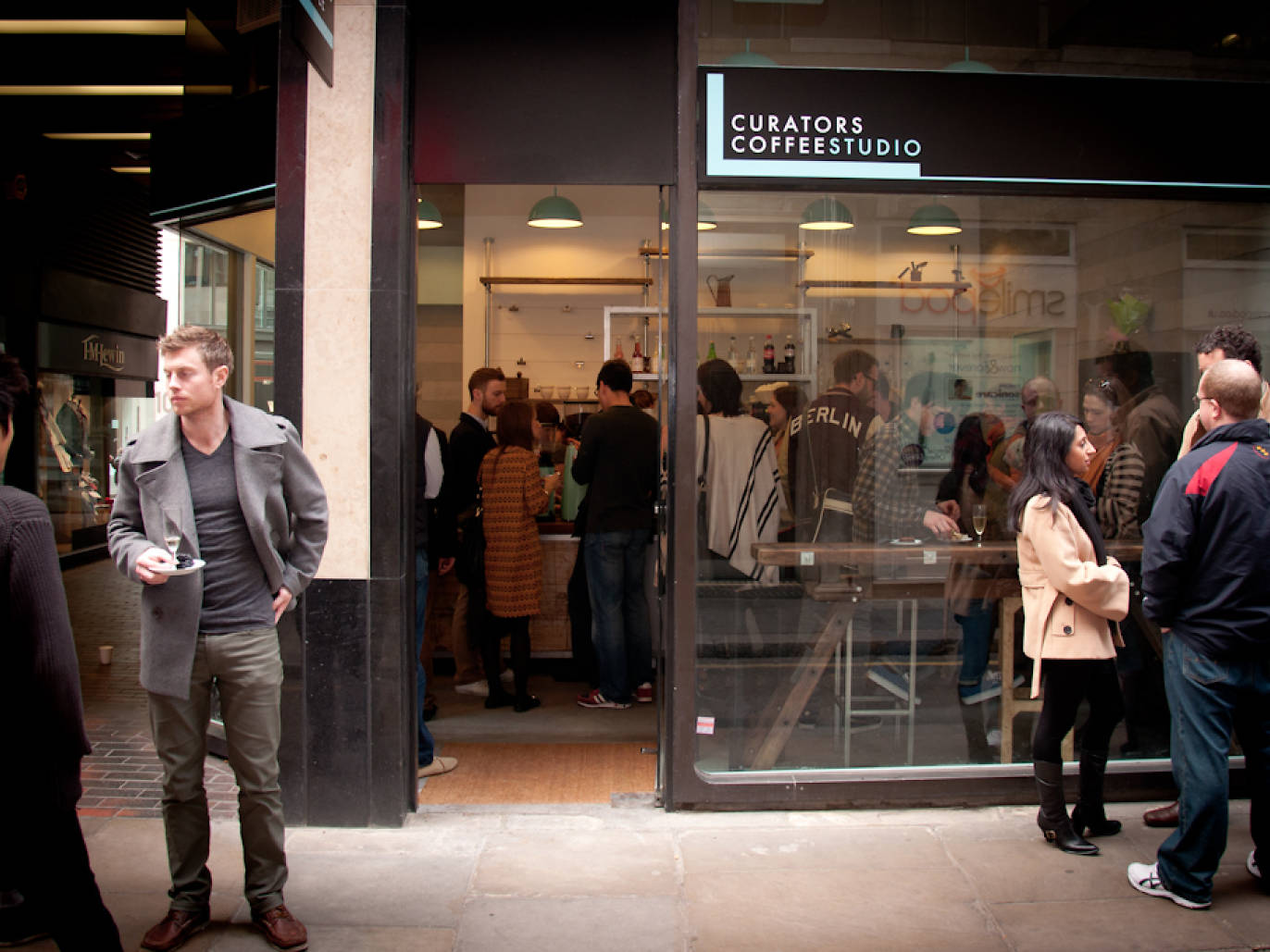 25 Best Coffee Shops in London for a Flat White, Cappuccino or Espresso