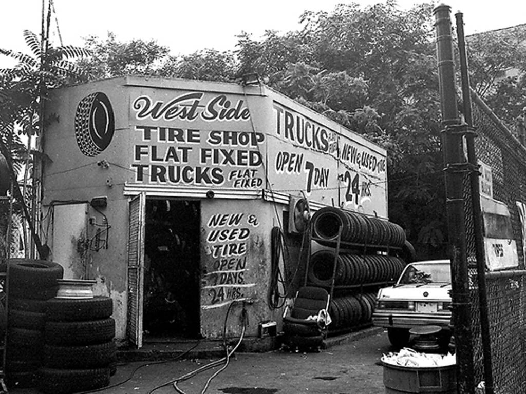 NYC in the 1990's: See the city's lost landmarks