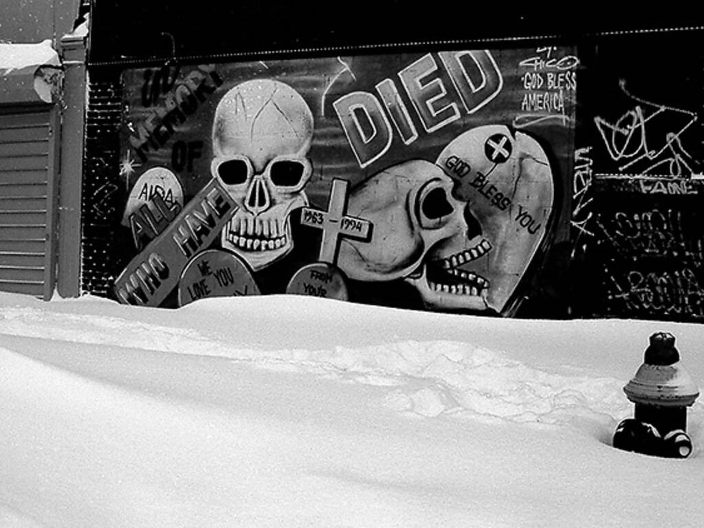 NYC in the 1990's: See the city's lost landmarks