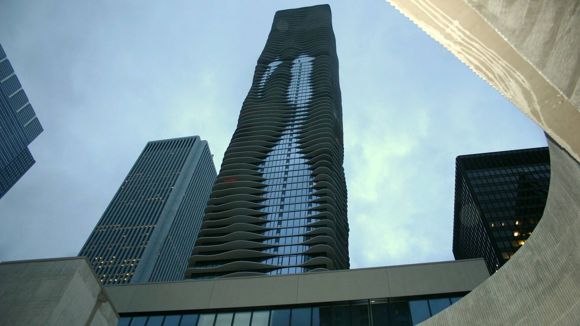 Penthouse atop Aqua Tower hits market for $6M