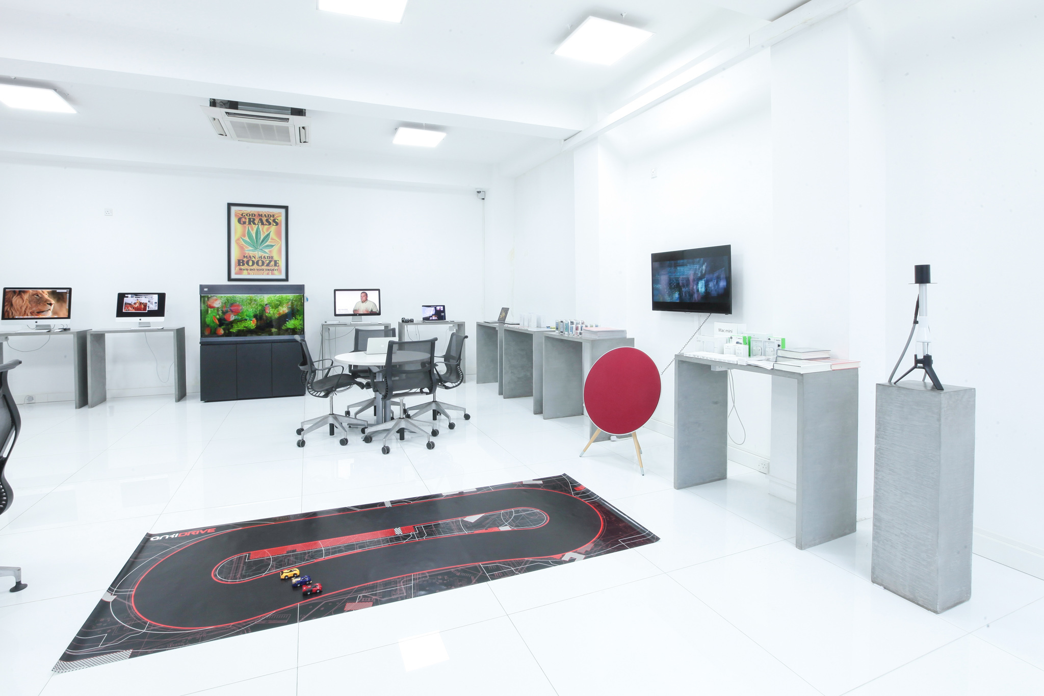 BT Store | Shopping in Colombo 3, Sri Lanka