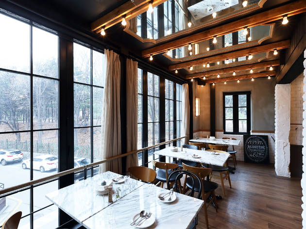 Melting Shop | Restaurants in Sinsa-dong, Seoul