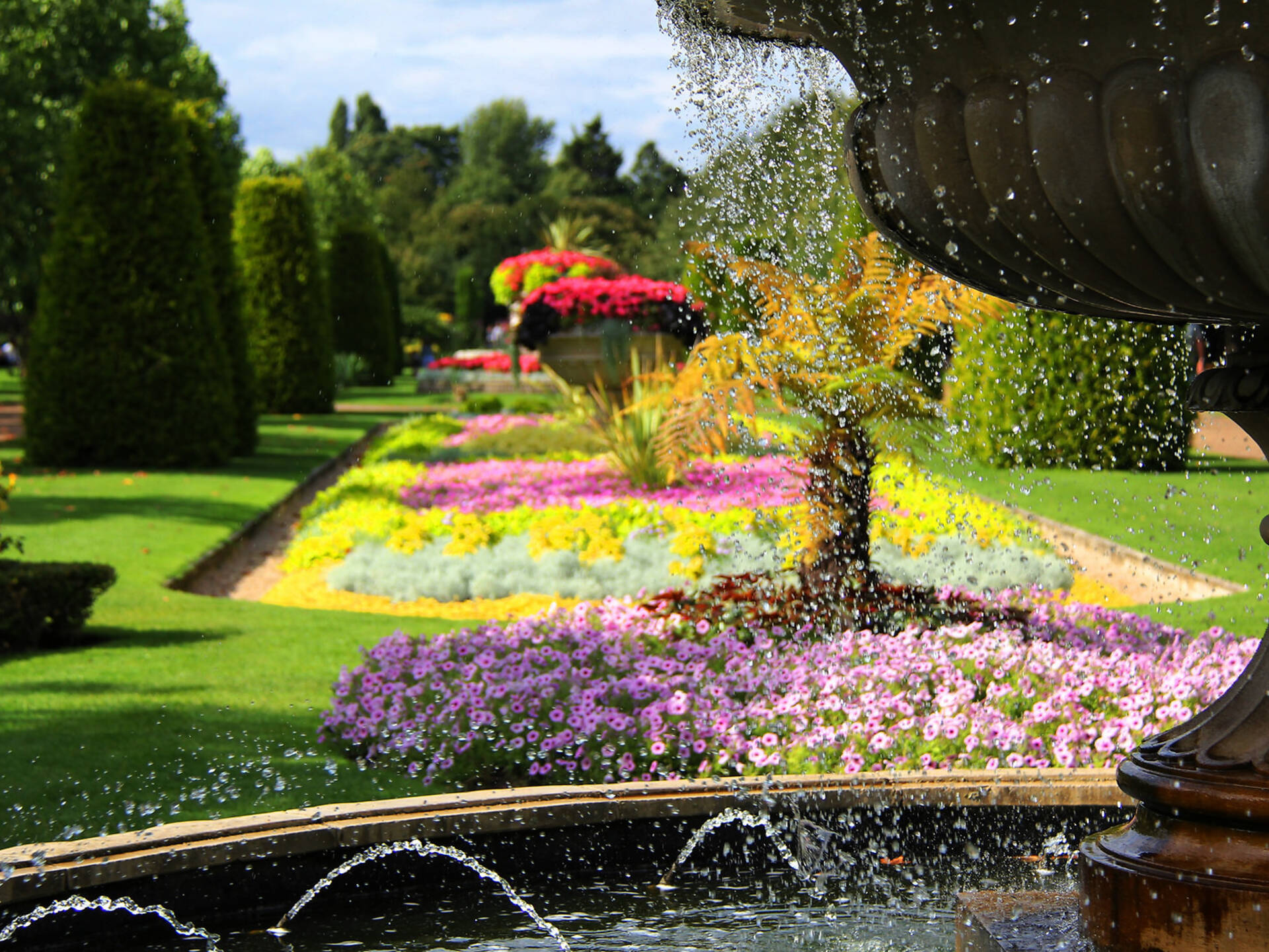 17 Best Parks and Grand Green Spaces in London | London's Major Parks