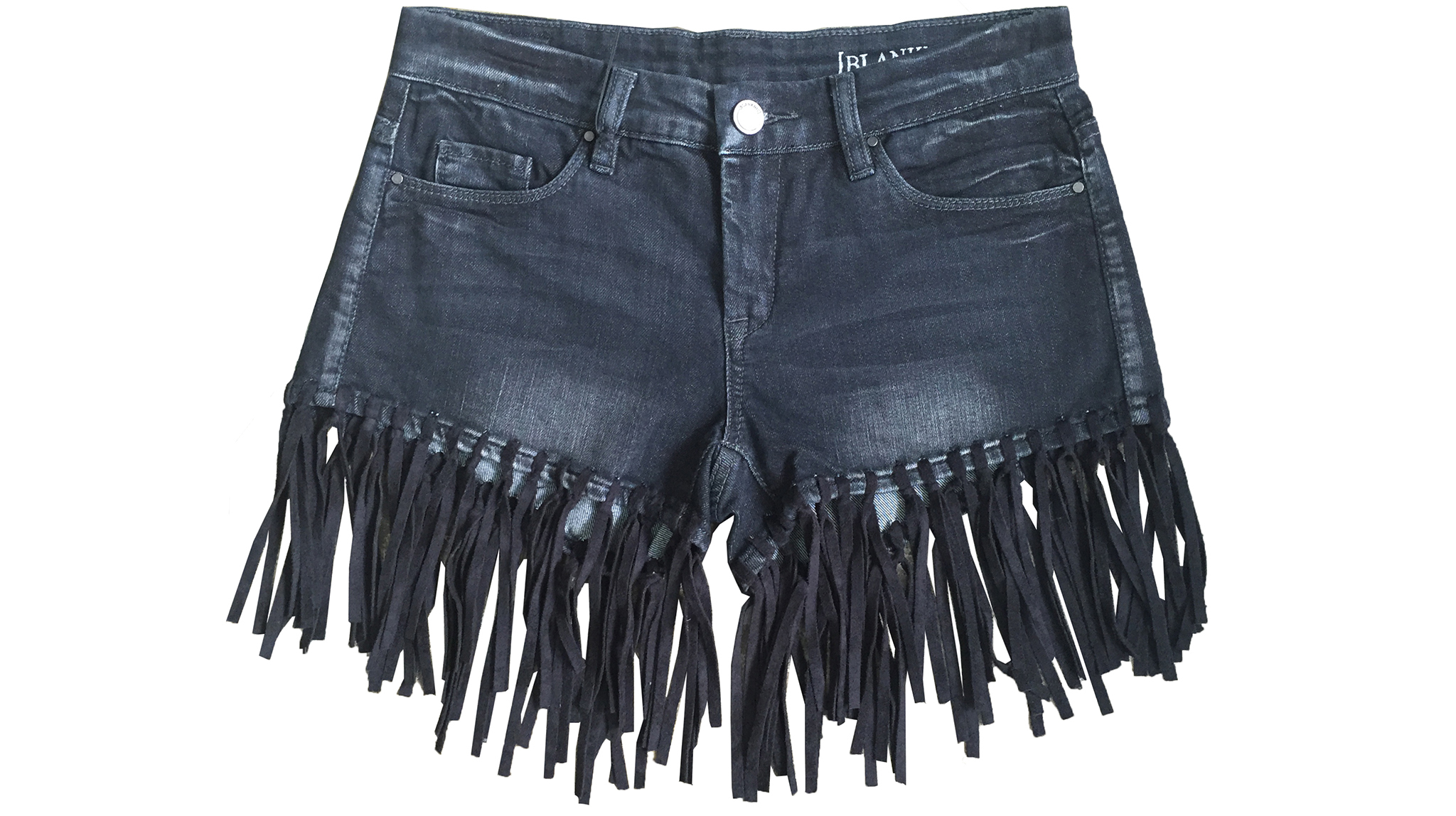 Festival fashions that keep you looking cool in the hot sun