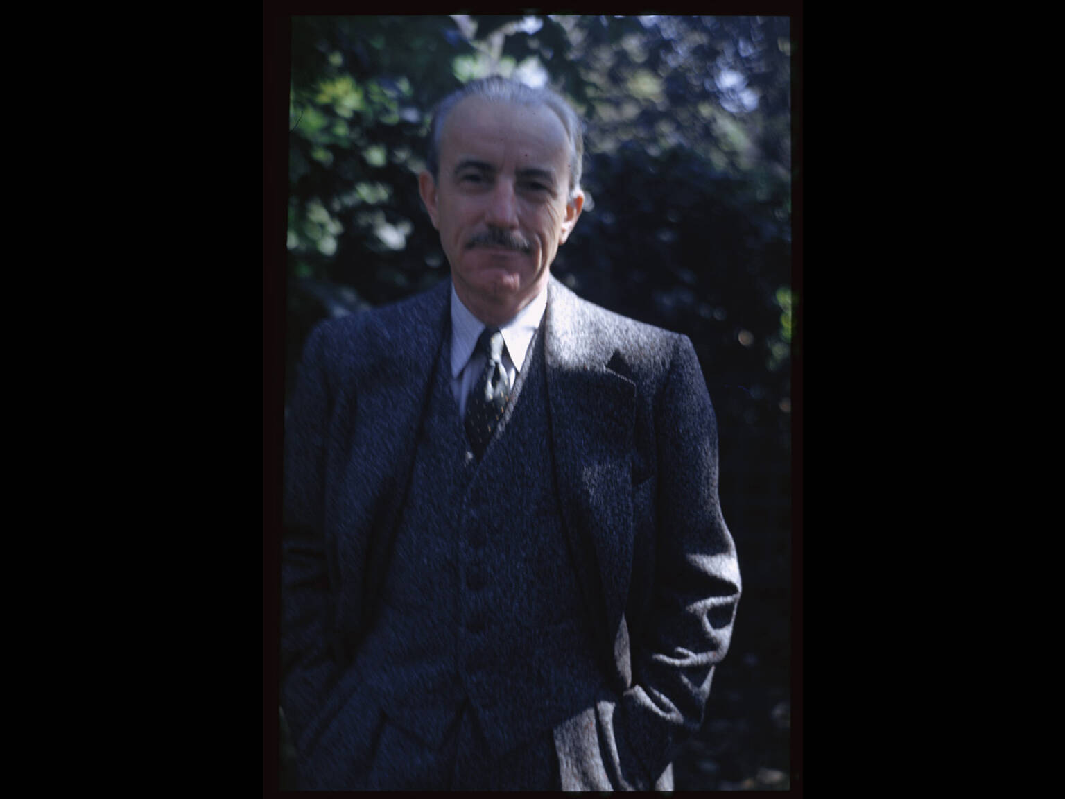 Capturing Chicago: Charles Cushman’s sunbathing beauties of Chicago
