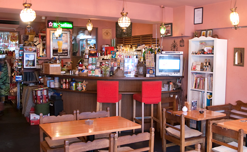 Cabe | Restaurants in Meguro, Tokyo