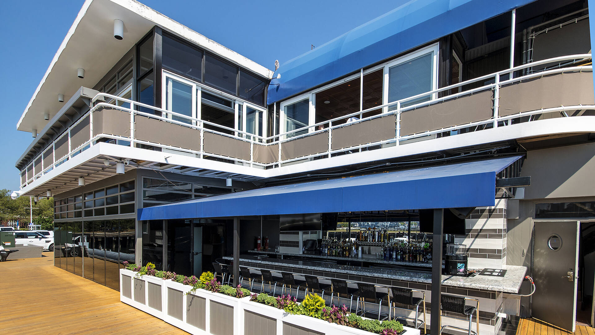 Pier 6 | Restaurants in Charlestown, Boston