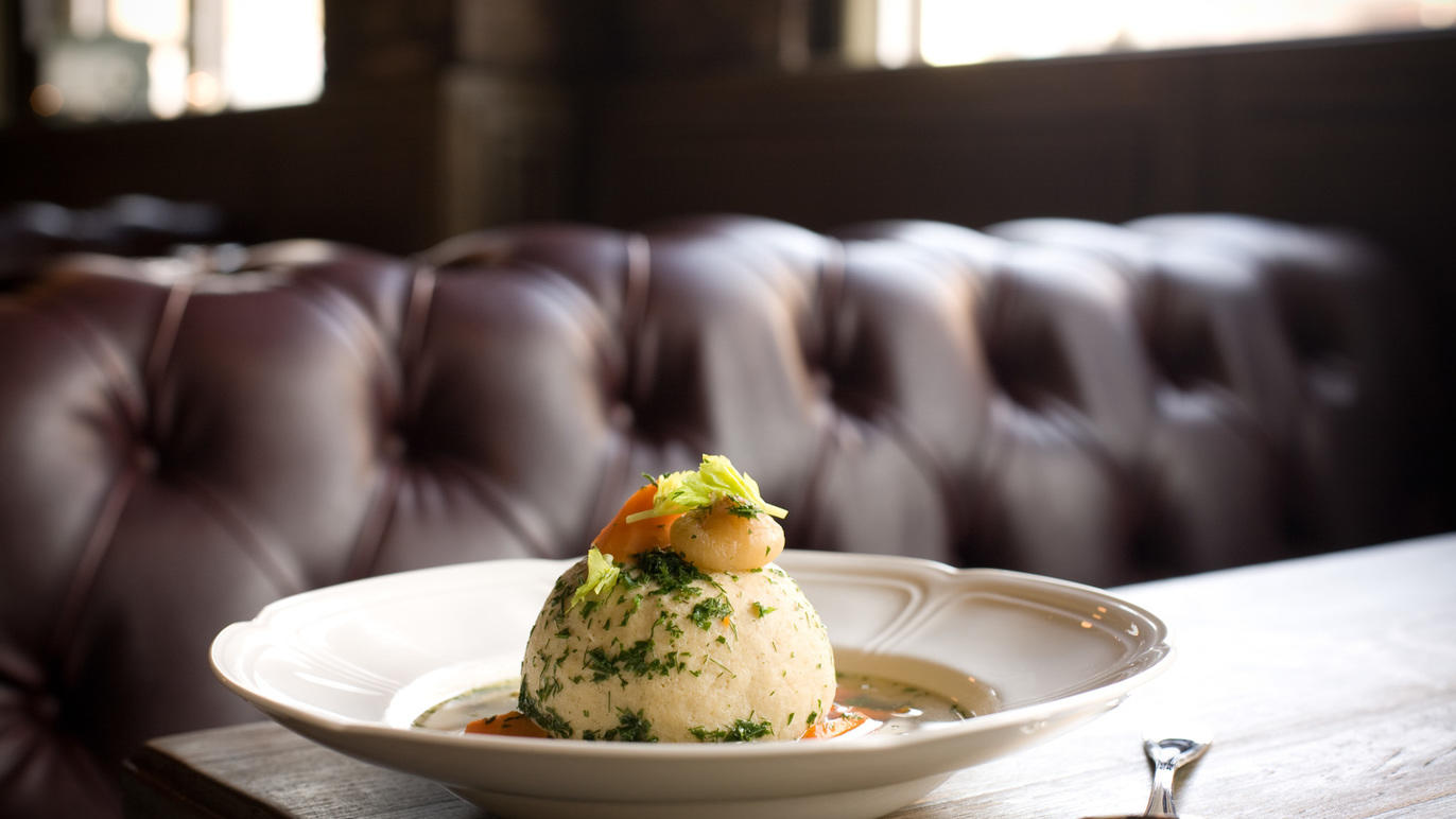 Au Cheval | Restaurants in West Loop, Chicago