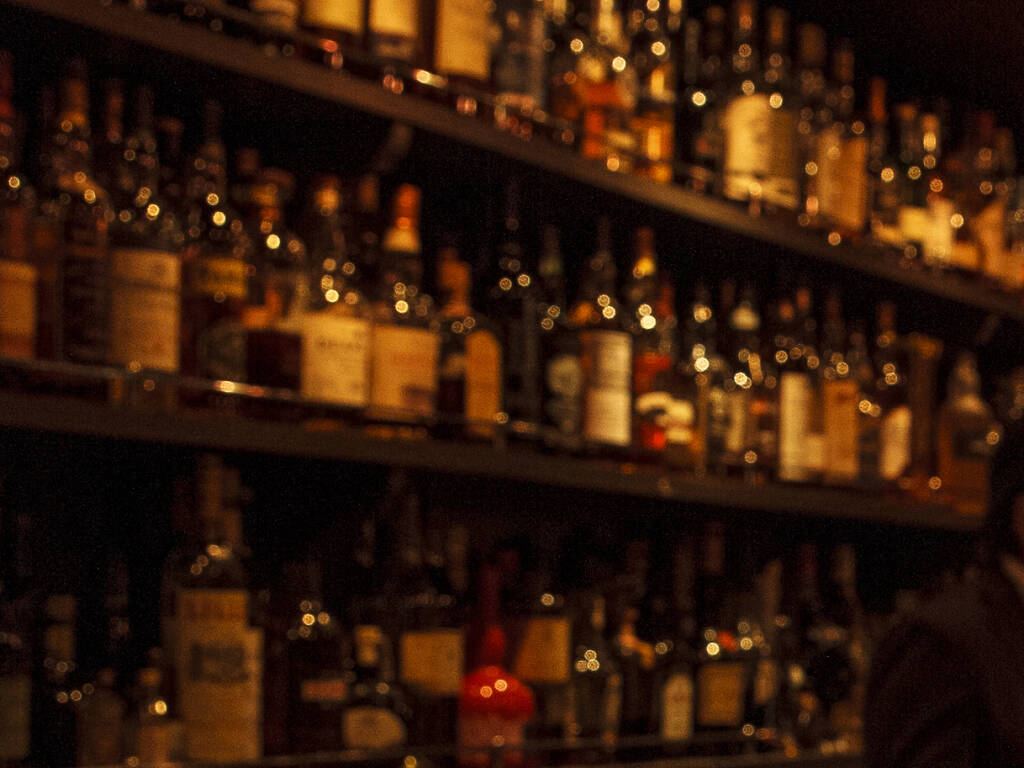 Arakicho's 'new' snack bars | Time Out Tokyo