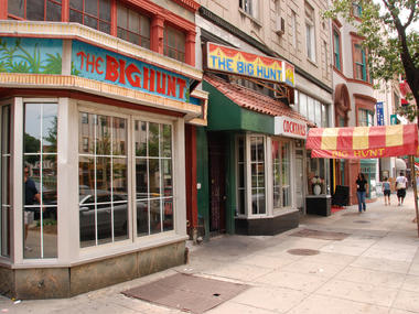 Best dive bars in Washington DC for cheap drinks