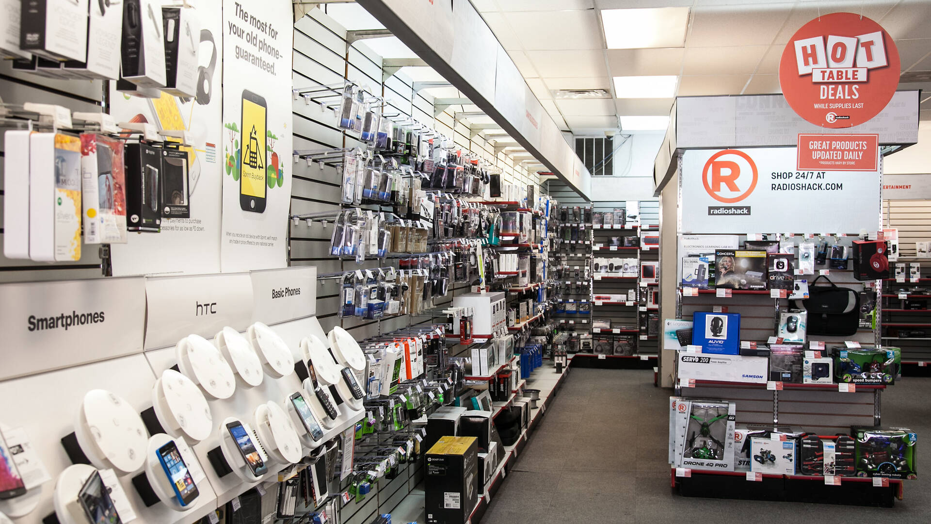 Best electronics stores in Chicago for audio, video, PCs & repair