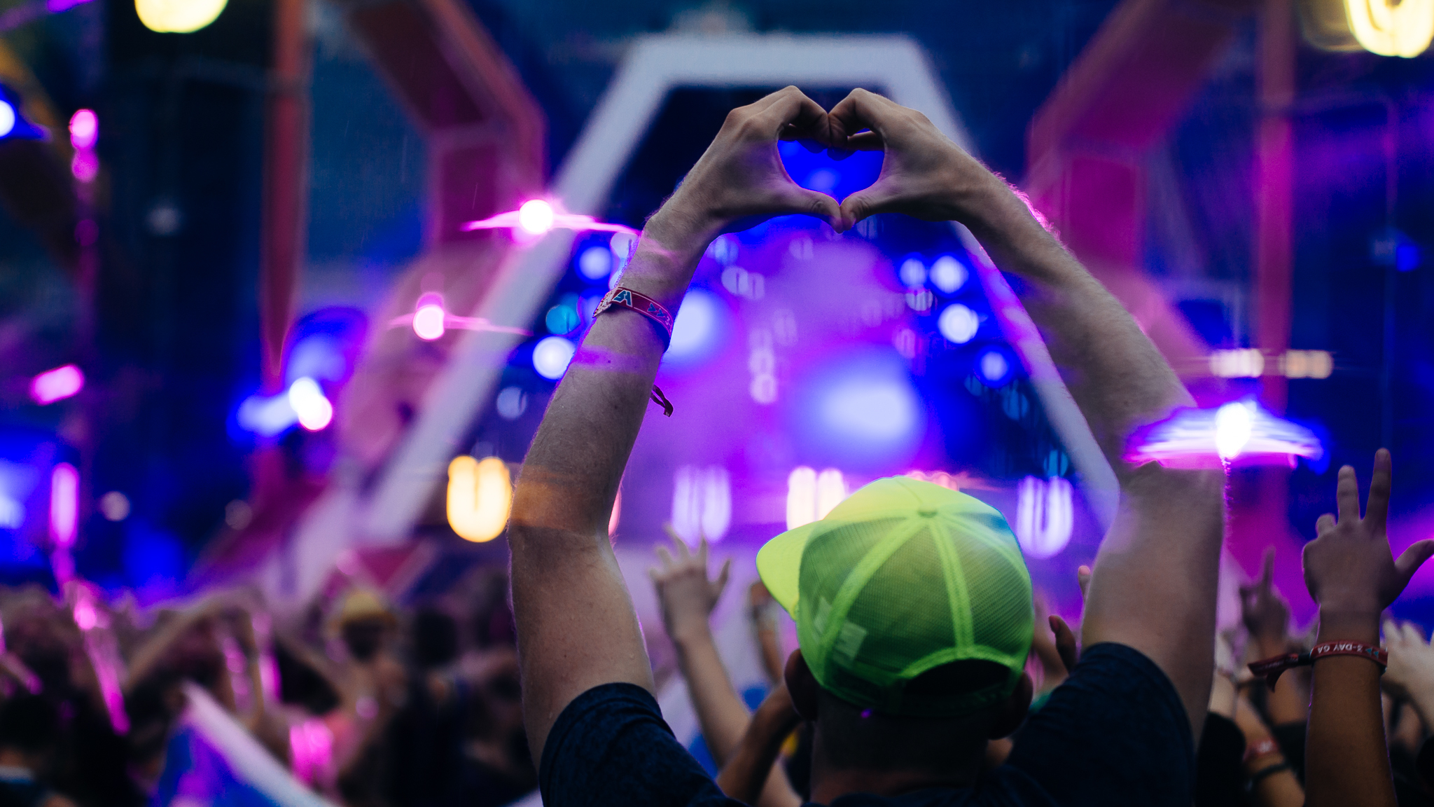 Spring Awakening 2015: DJs and attendees at Soldier Field