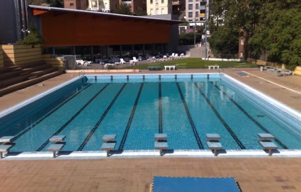 Outdoor swimming pools in Barcelona