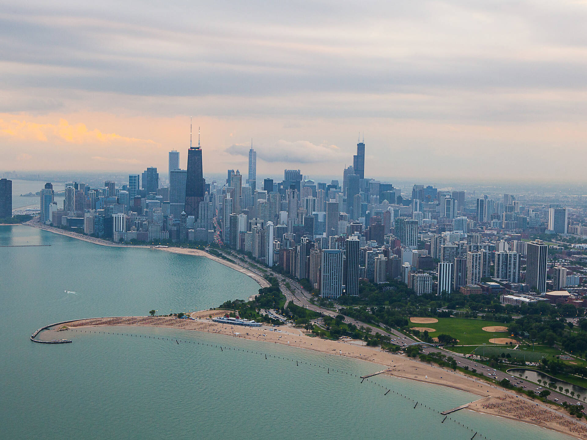 Living in Chicago: tips for newbies and lifers
