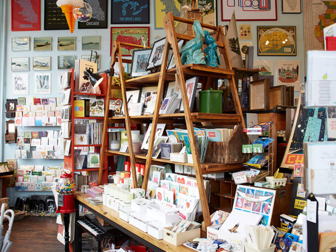 Boystown Neighborhood Guide: Where to Eat, Drink and Play