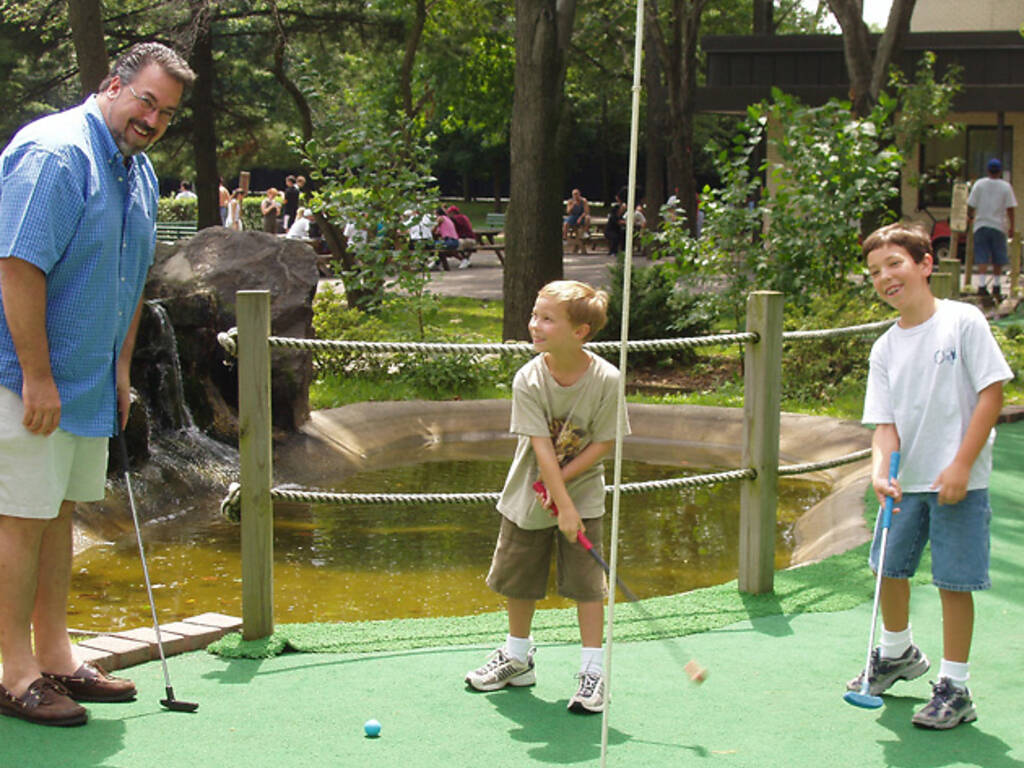 8 Places to Play Mini Golf in NYC