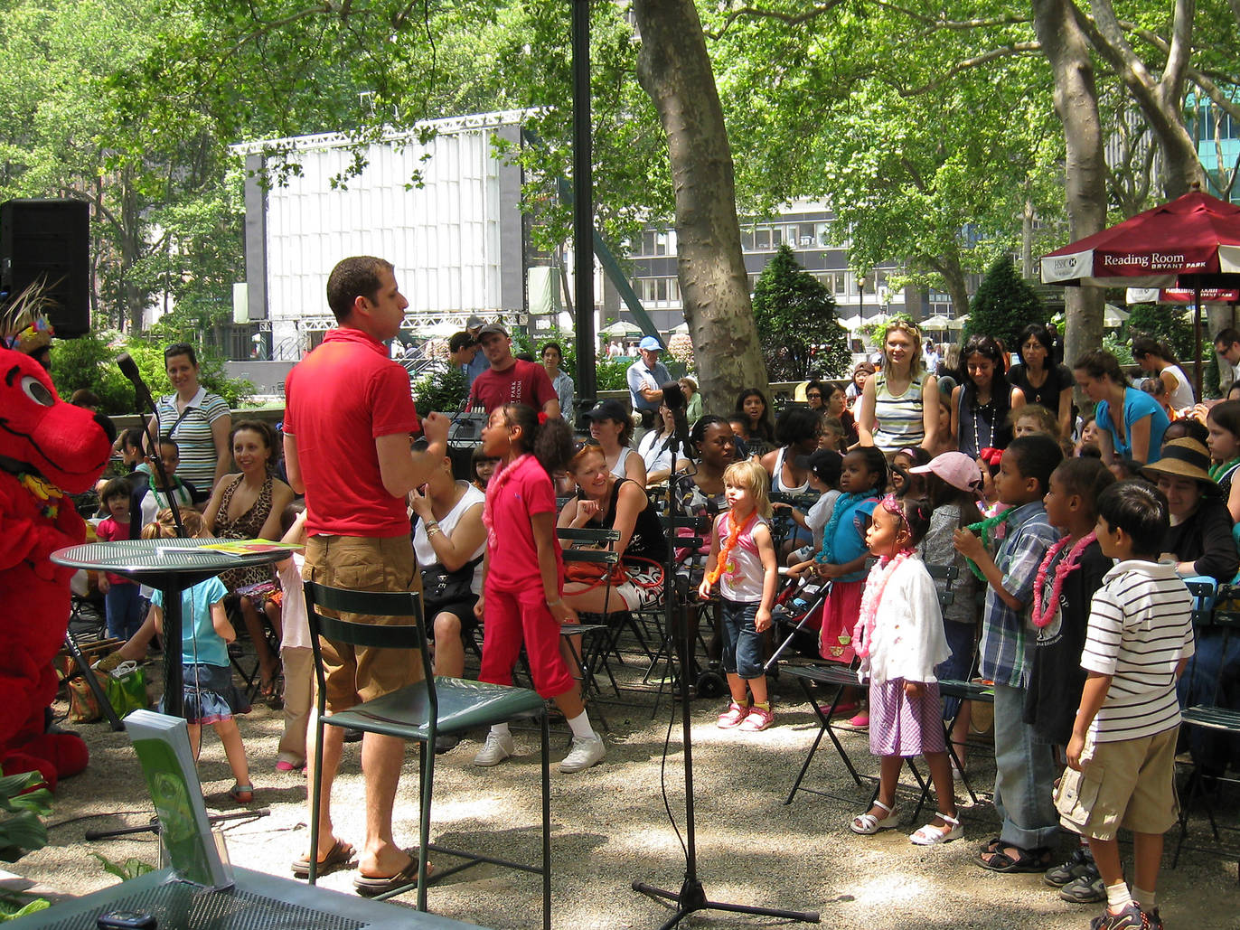 Free outdoor concert series for NYC families in summer 2013