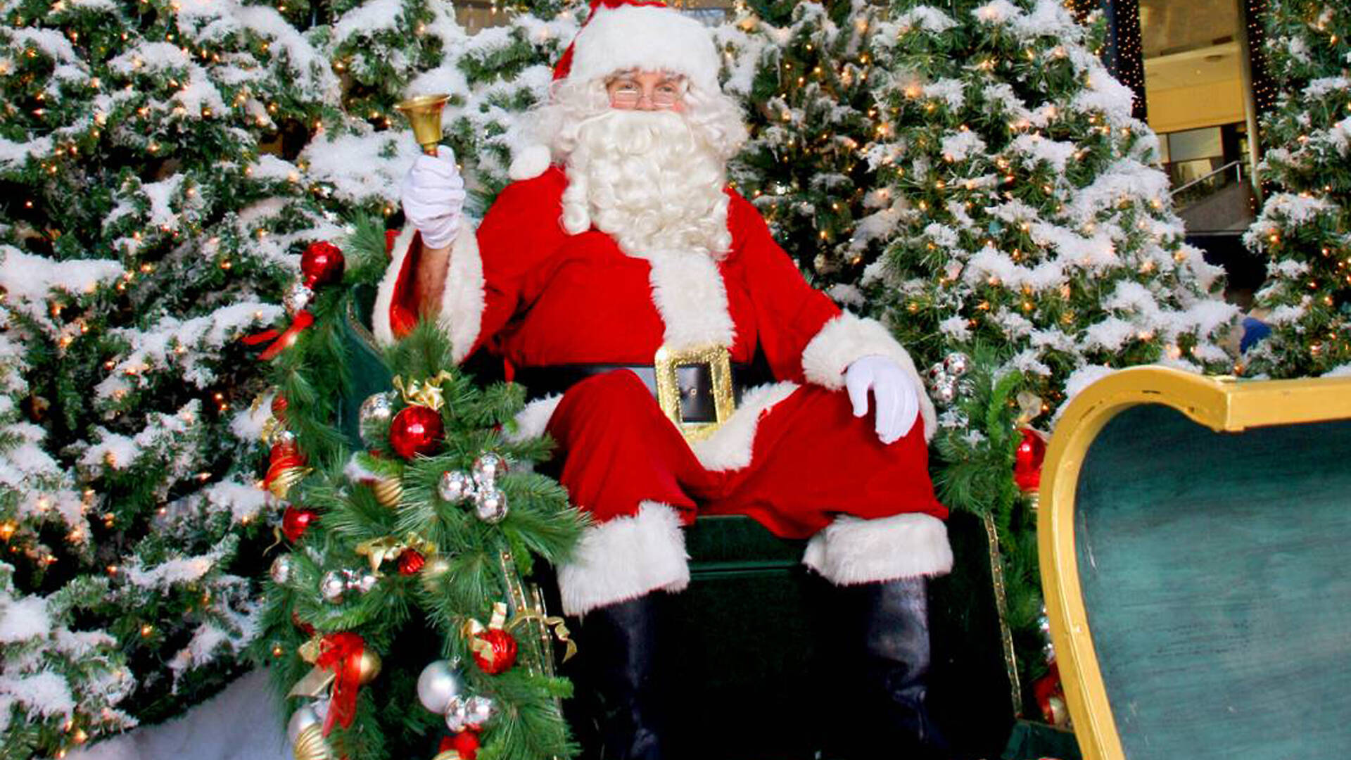 Best places to see Santa in NYC
