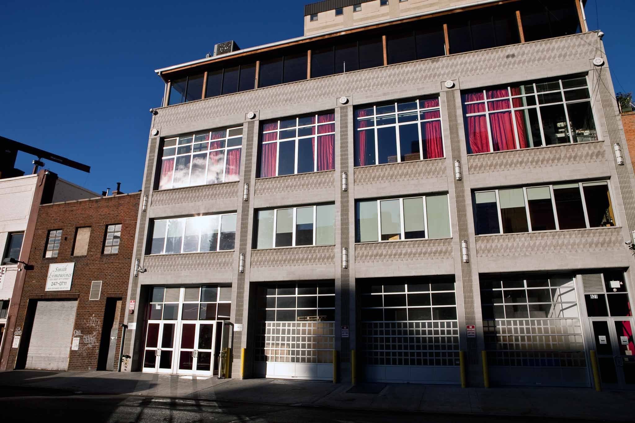 Hudson Terrace | Bars in Hell's Kitchen, New York Kids