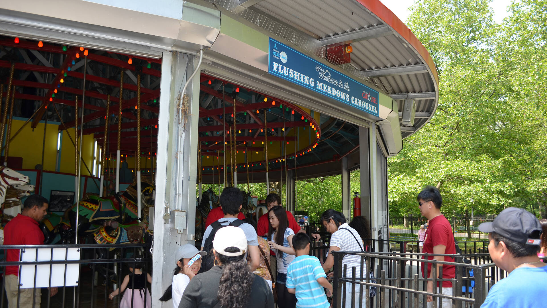 Flushing Meadows Carousel | Attractions in Queens, New York Kids