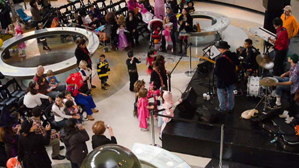 Halloween Celebration at AMNH | Things to do in New York Kids