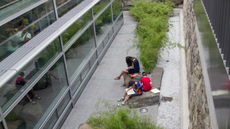 Kids' library guide: Kingsbridge Library, Bronx