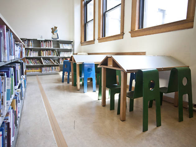Kids' library guide: Chatham Square Library