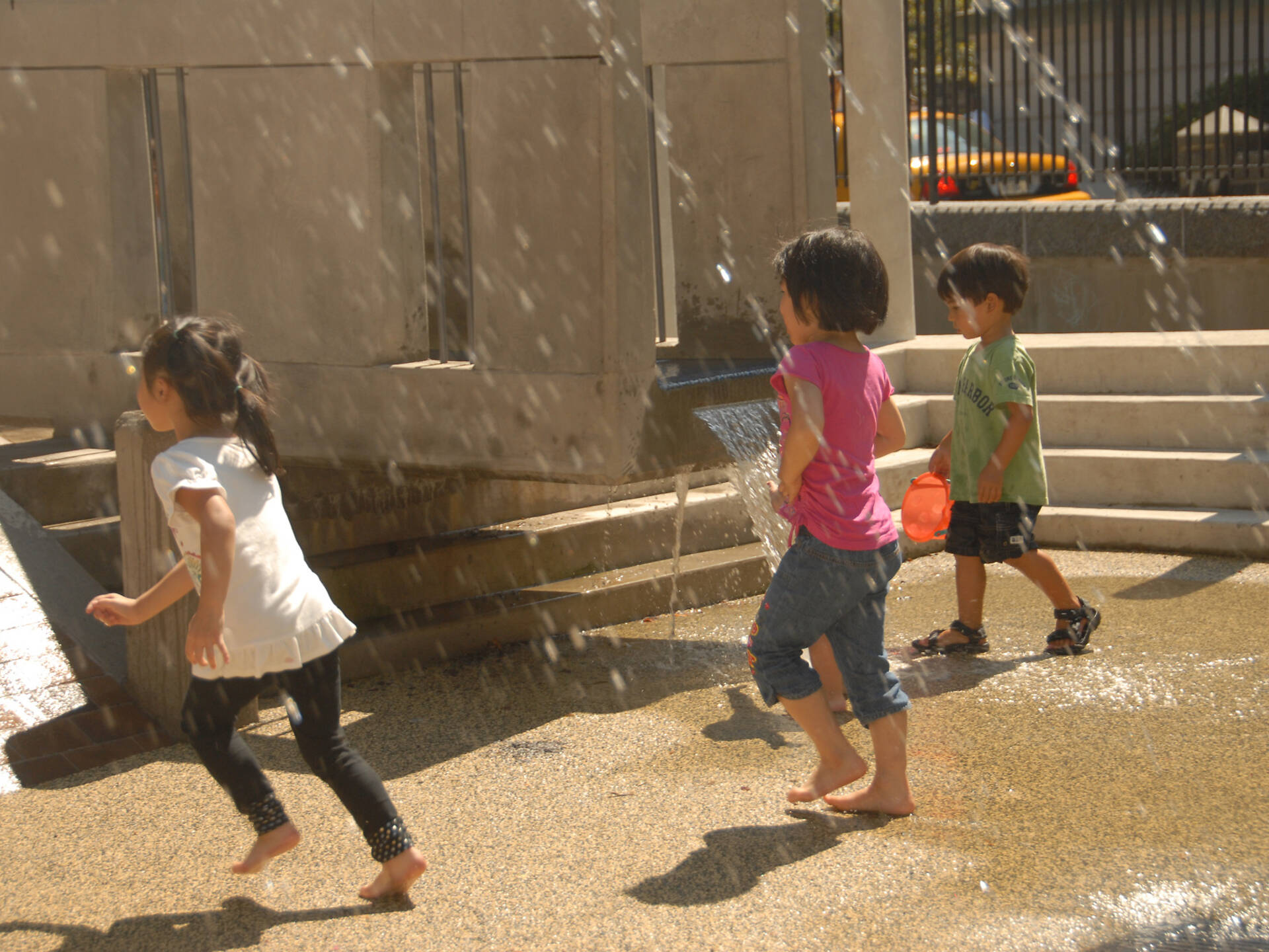 23 Best Water Playgrounds in NYC for Summer Fun, From Splash Pads To ...