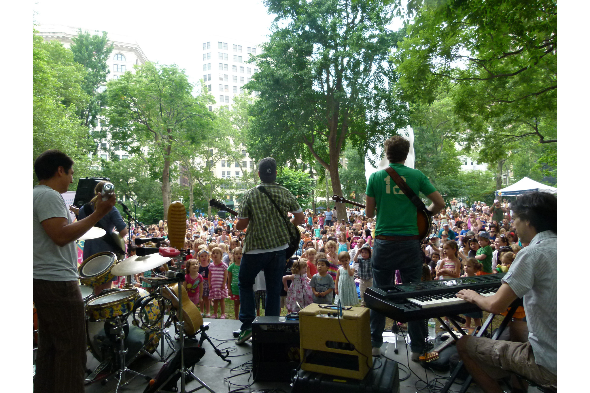 Free Outdoor Concert Series For NYC Families In Summer 2013 free-outdoor-concert-series-for-nyc-families-in-summer-2013