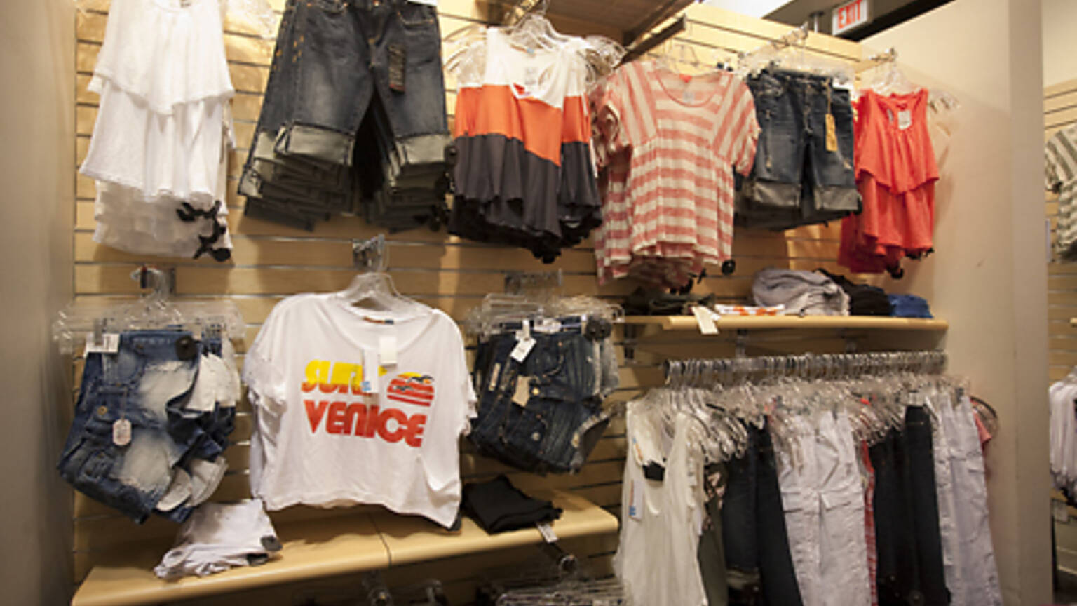 Stores for NYC tweens