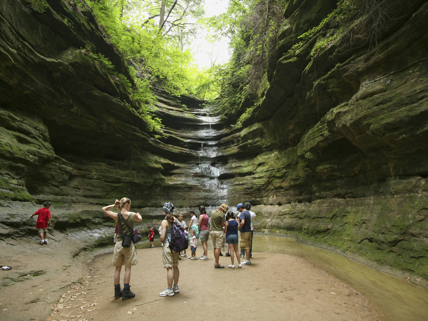 10 State and National Parks Near Chicago for Hiking and Camping