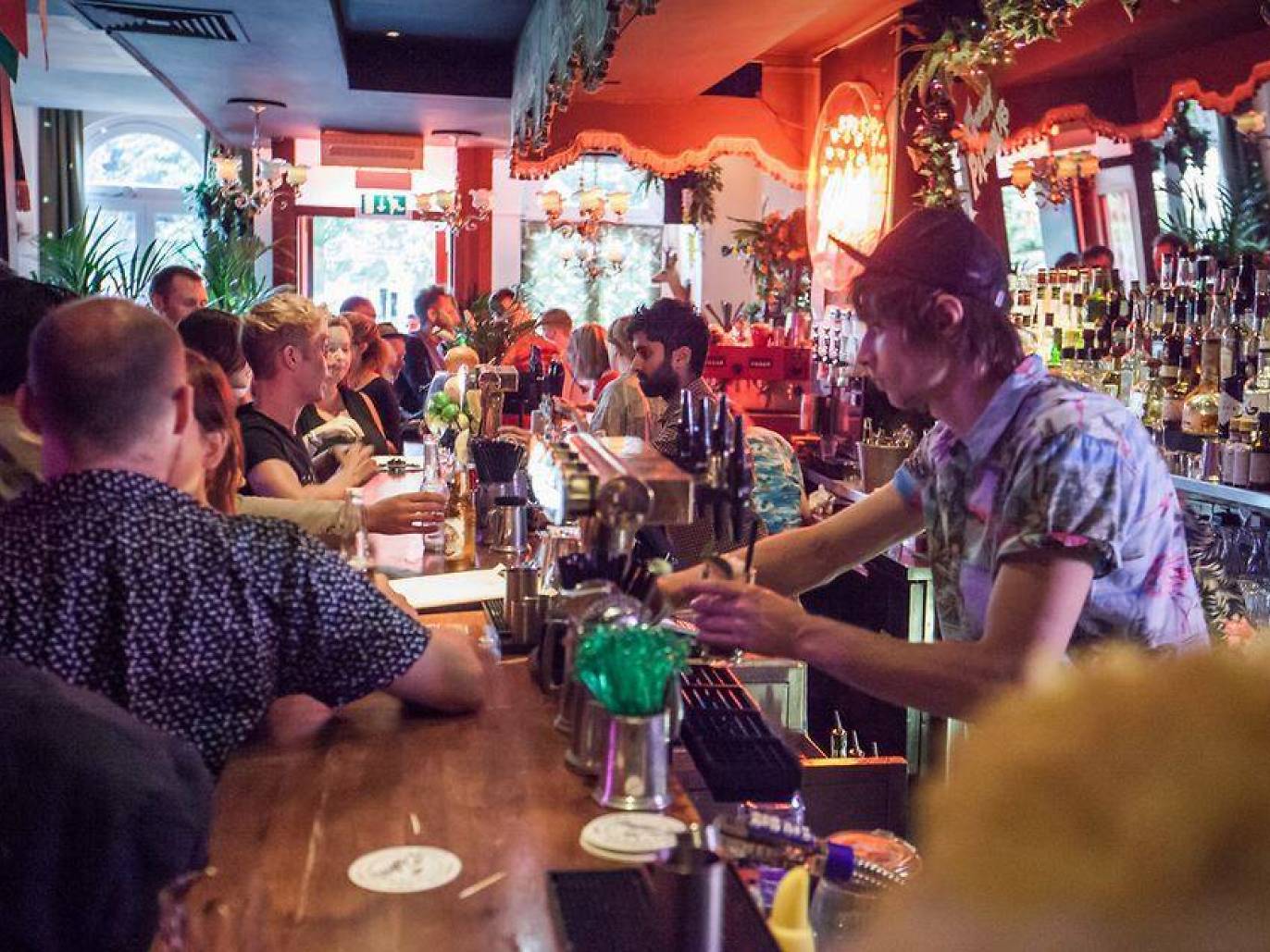 20 Best Cocktail Bars in Edinburgh According To Our Critics