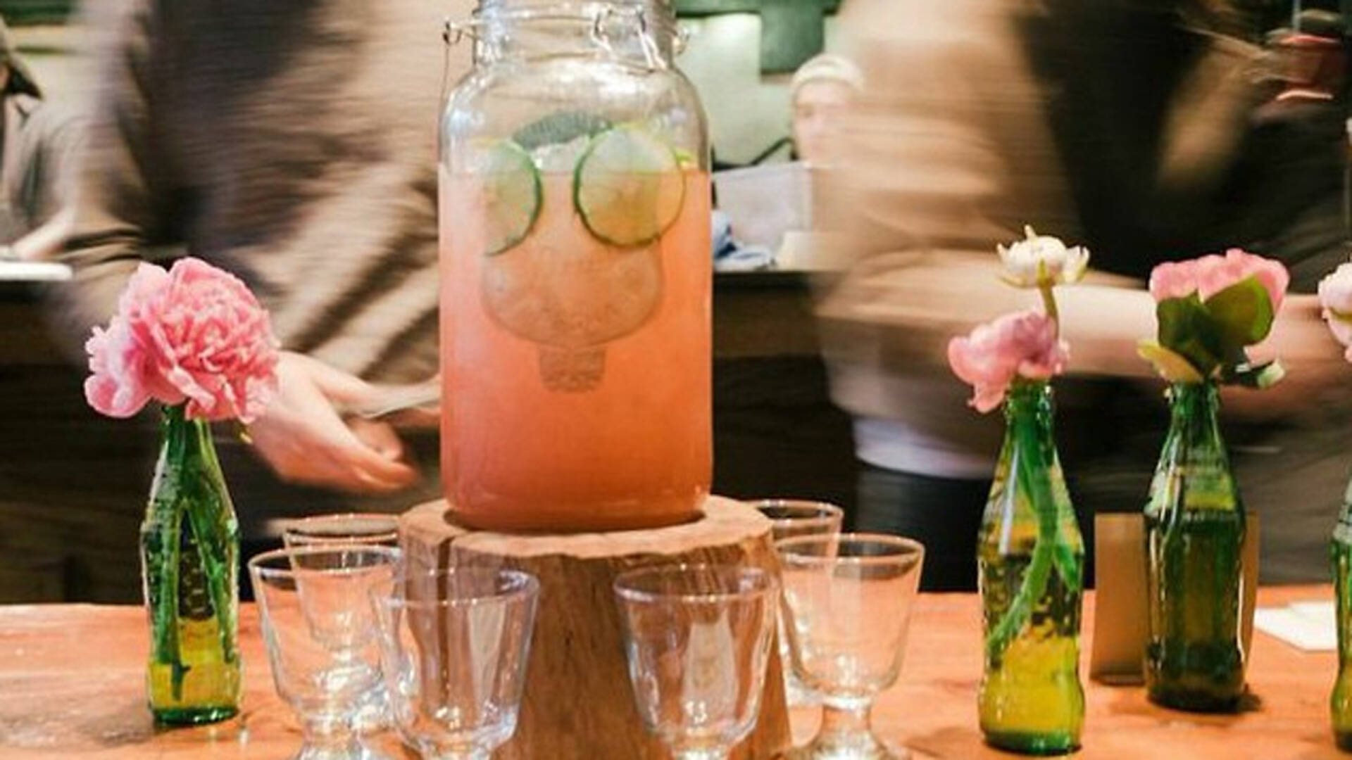 Chicago cocktail bars for punches and large-format drinks