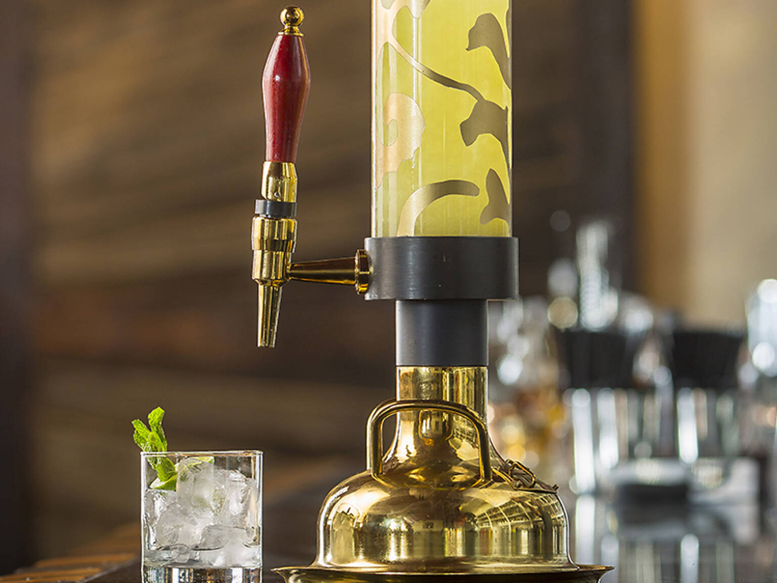 Chicago cocktail bars for punches and large-format drinks