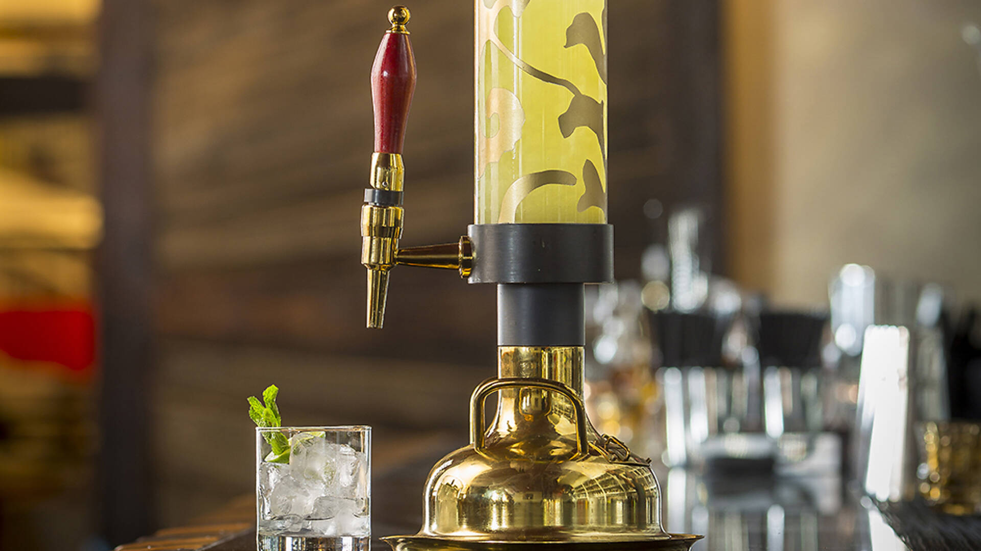 Chicago cocktail bars for punches and large-format drinks