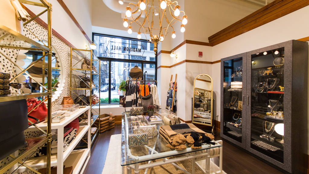 Madison Hall | Shopping in Loop, Chicago