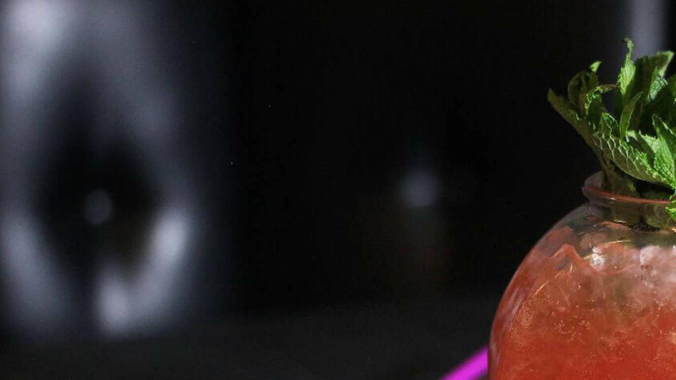 Chicago cocktail bars for punches and large-format drinks