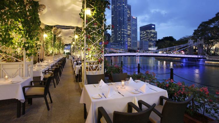 Town Restaurant | Restaurants in Raffles Place, Singapore