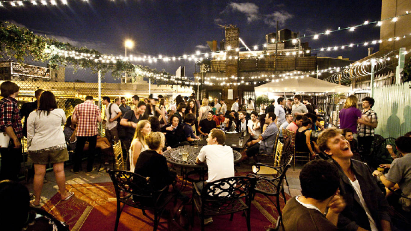 Best Rooftop Bars in Williamsburg