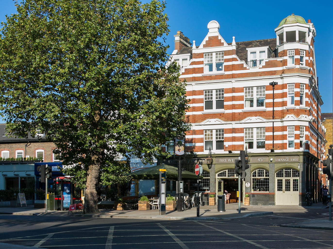 16 Best Rugby Pubs In London