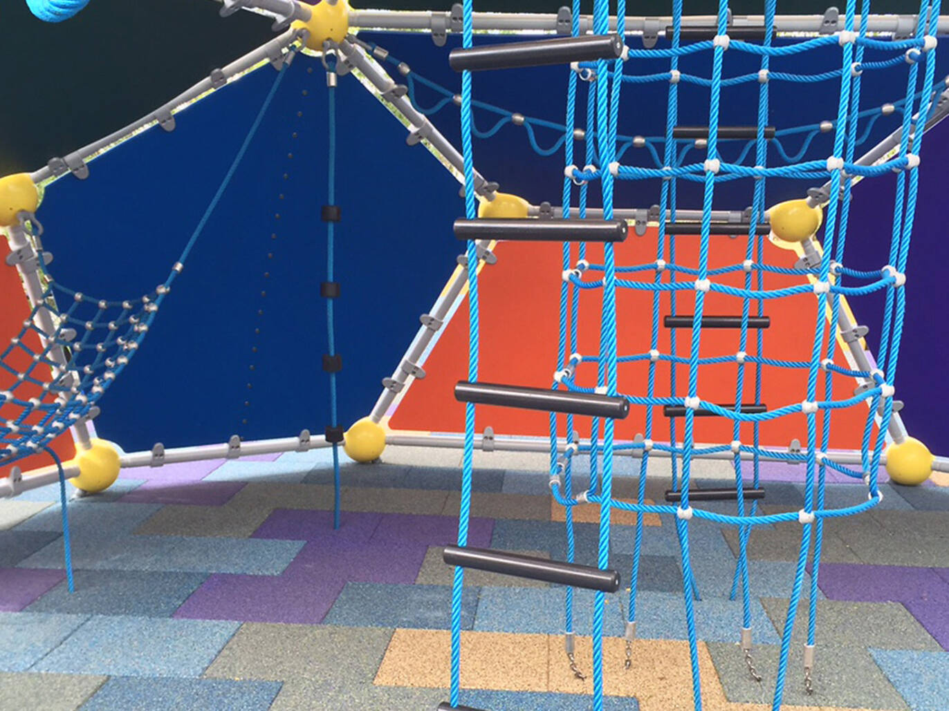 See the first photos of Manhattan’s newest playground at Hudson Yards!