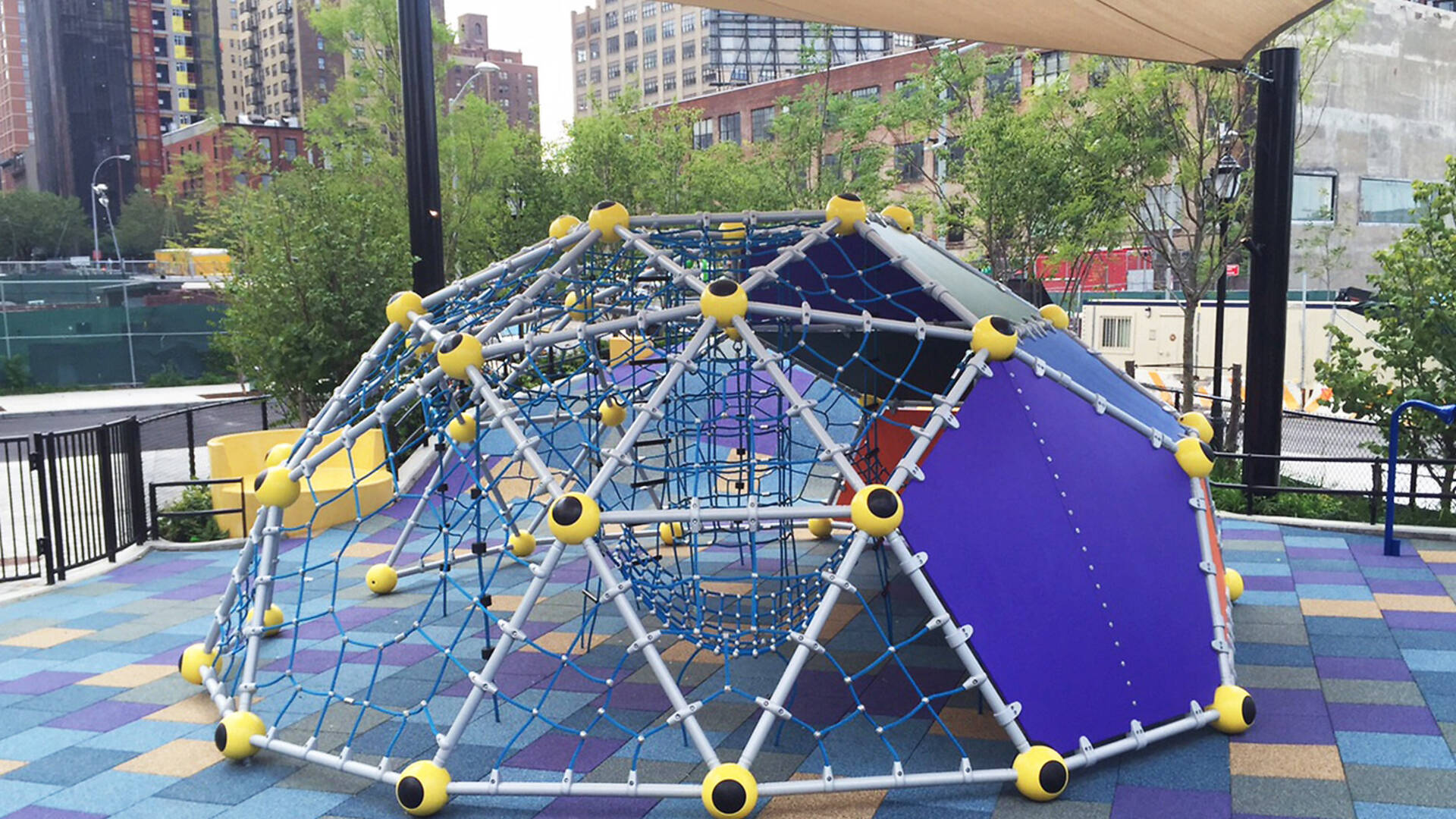 See the first photos of Manhattan’s newest playground at Hudson Yards!