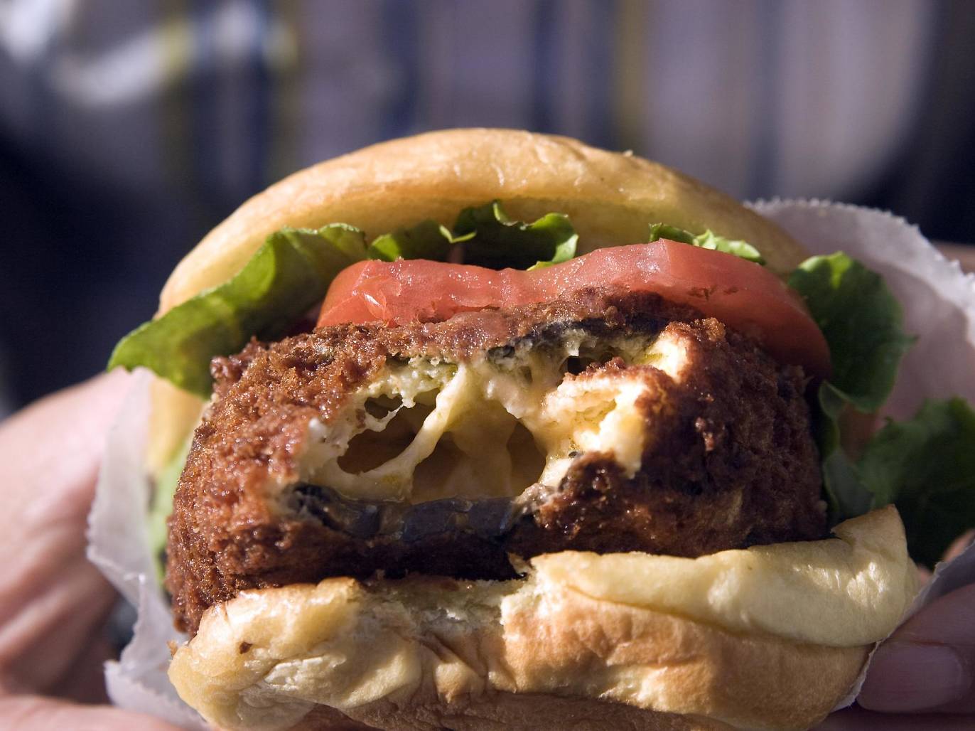 Best Veggie Burgers In NYC For Vegans And Carnivores Alike best-veggie-burgers-in-nyc-for-vegans-and-carnivores-alike