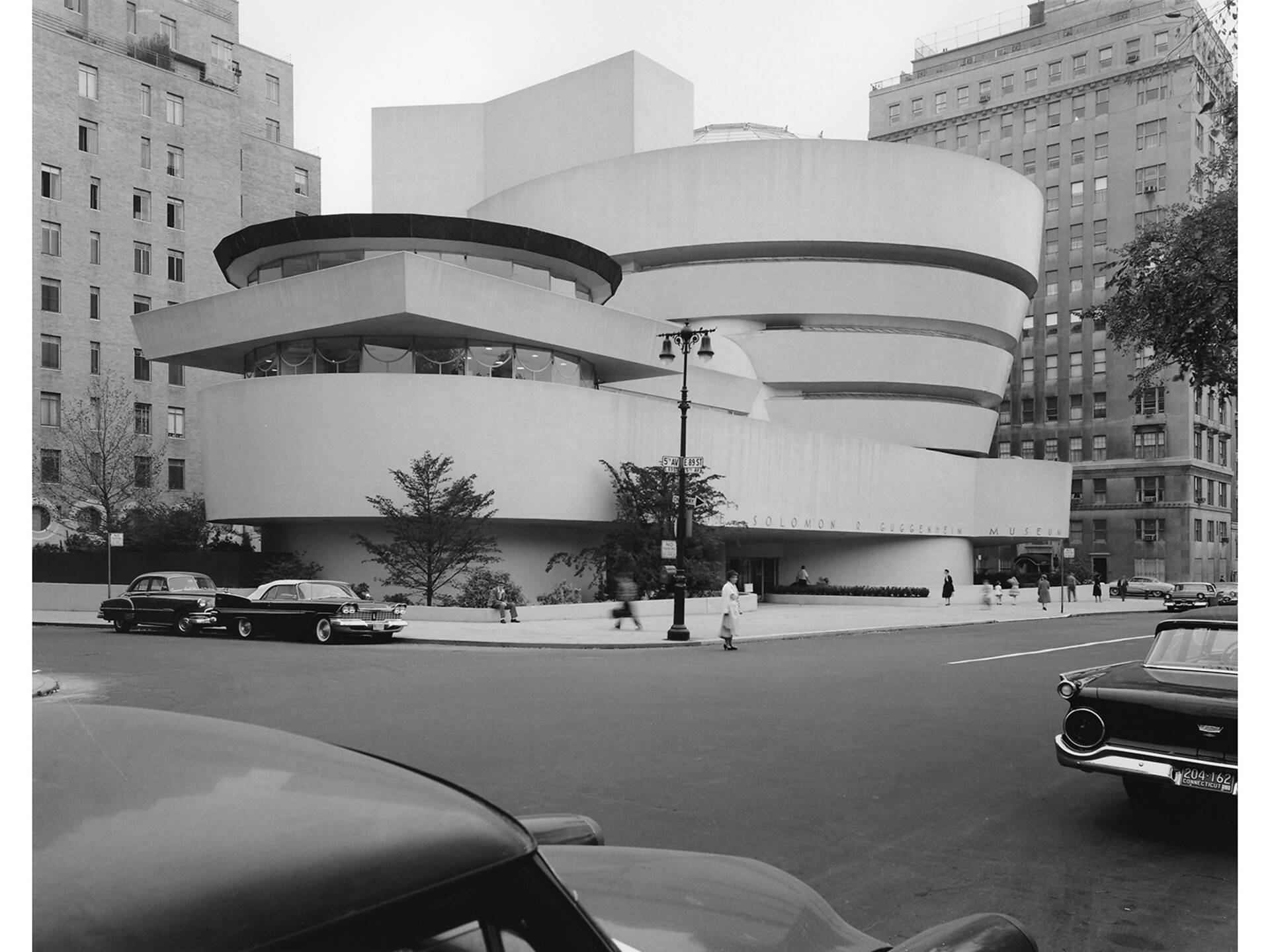 20 best-selling postcards from New York City's top museums